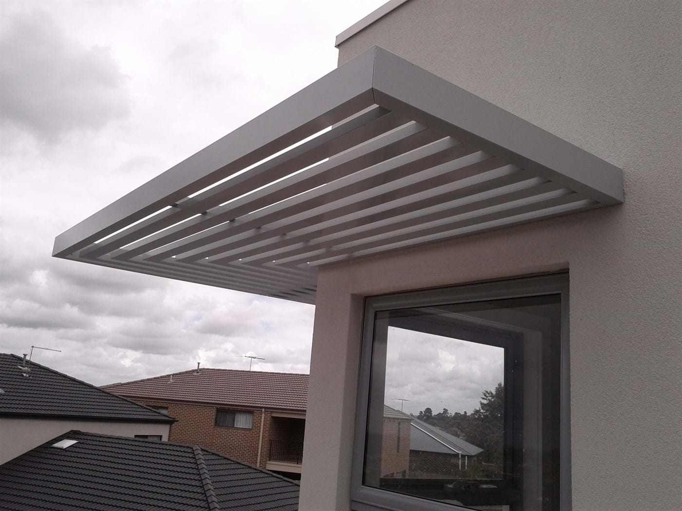 Louvre Blade Sun Awning