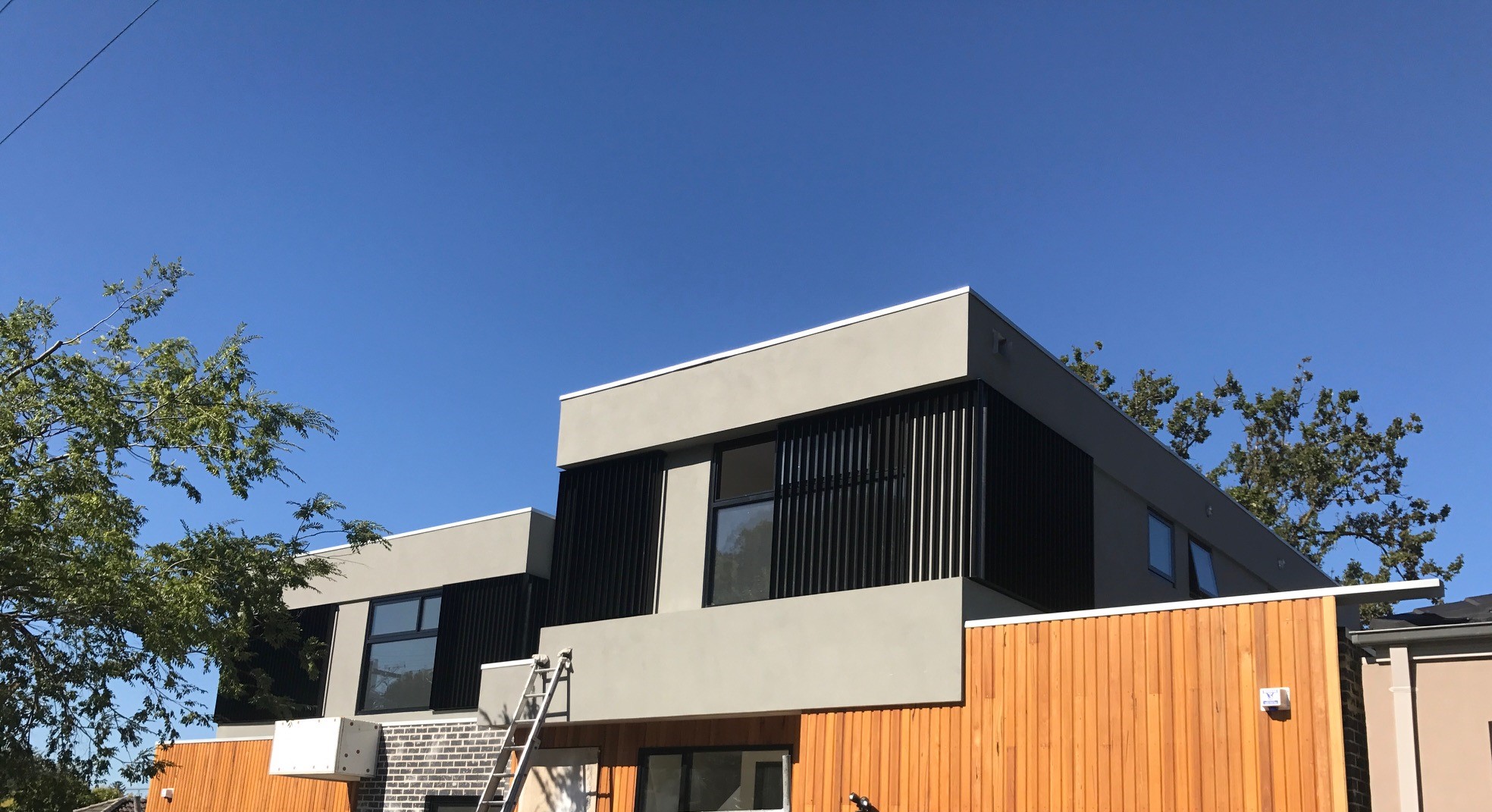 Vertical Louvre Blade Screens